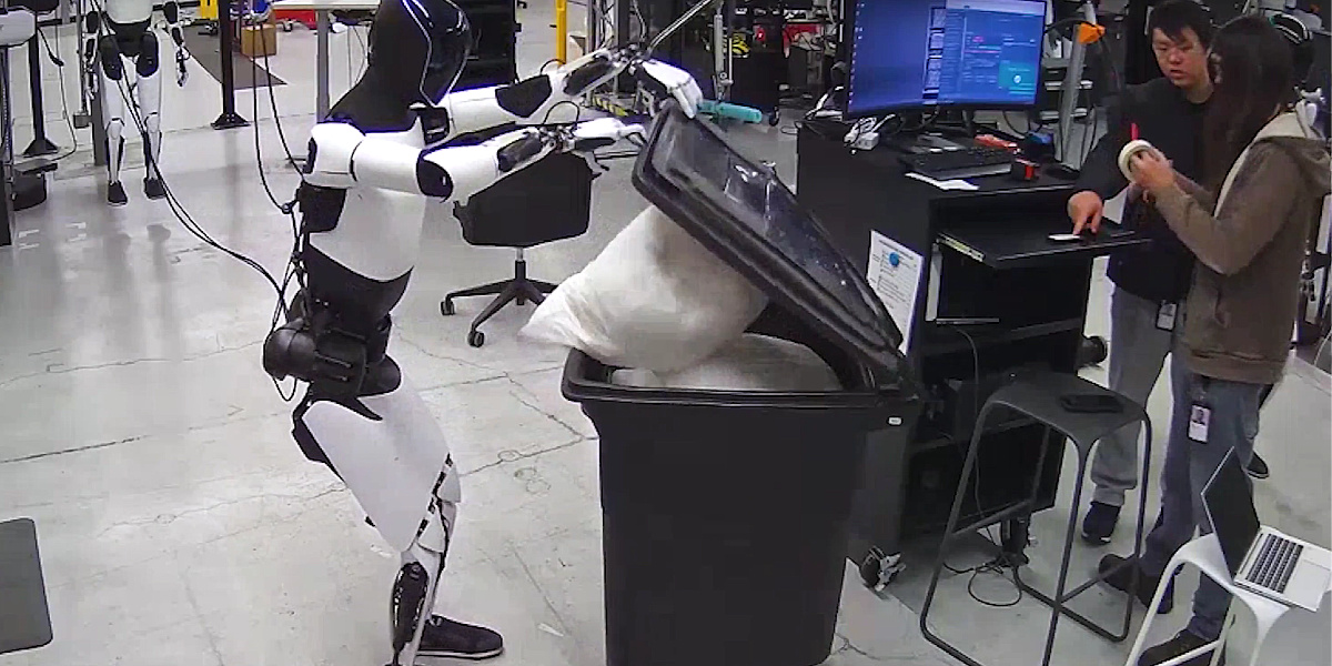 Humanoidni robot Optimus pokazao nove vještine: Baca otpatke u kantu ...