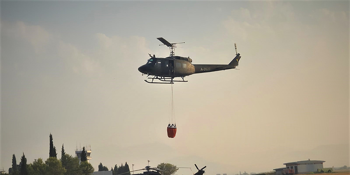 Borba sa vatrenom stihijom: Helikopter OS BiH već drugi dan gasi požar ...