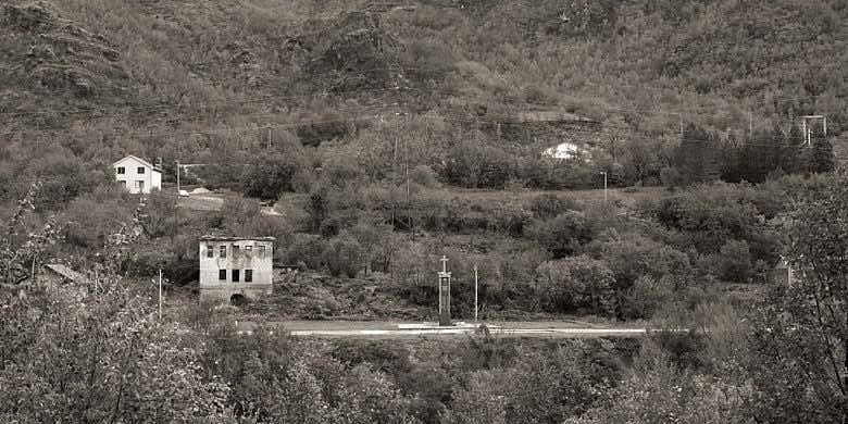 Tužna godišnjica zločina u Grabovici: Sjećanje na mučki ubijena 33 ...
