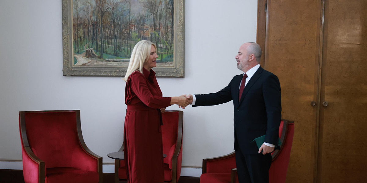 Sastali se Željka Cvijanović i John Ginkel, upućen poziv na ...