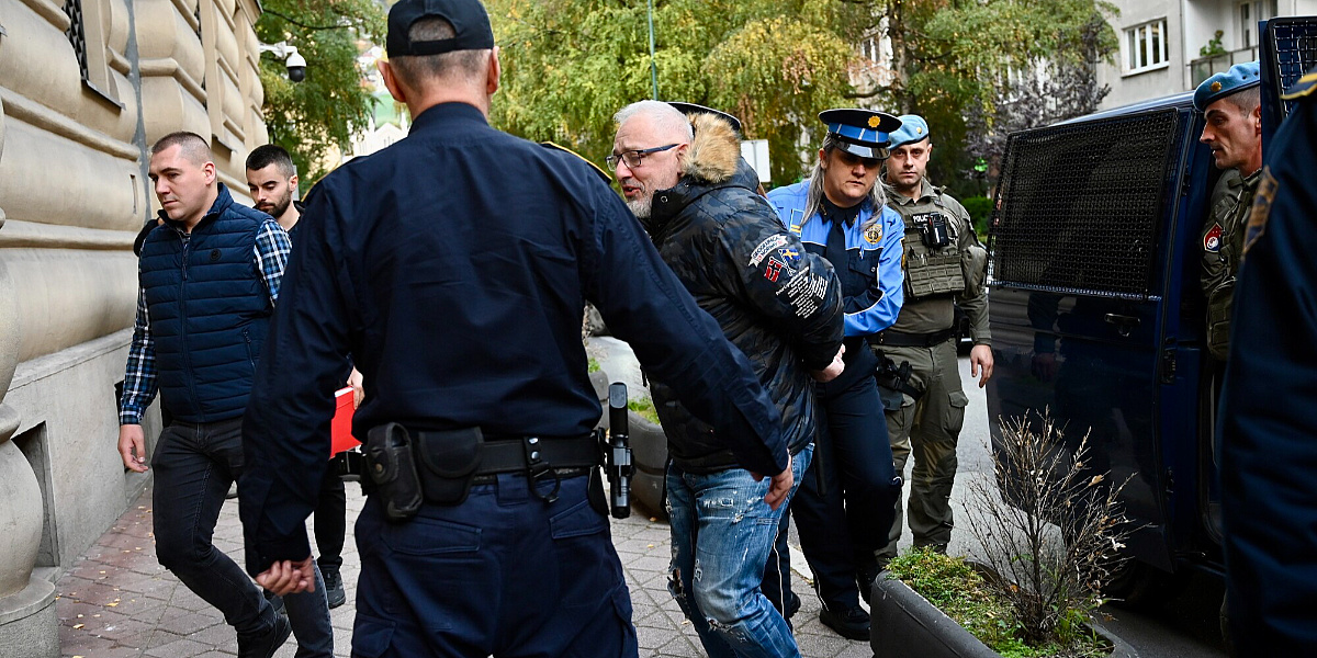 Amir Pašić Faćo u pratnji policajki doveden u Tužilaštvo Kantona Sarajevo