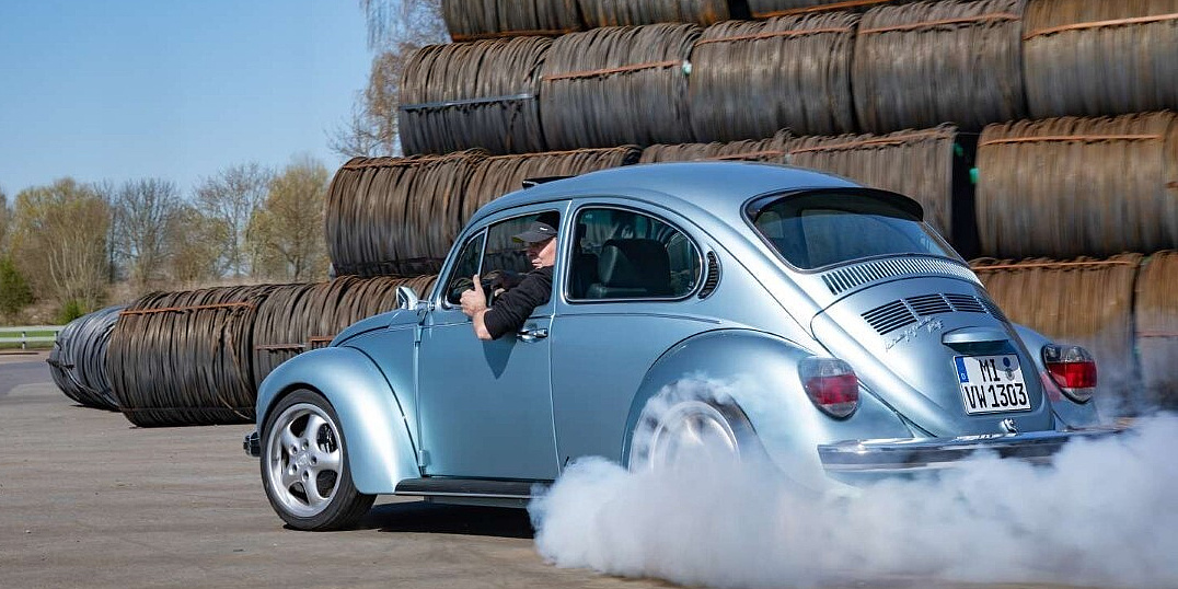 Ova VW Buba nema hrapavi bokser, kvačilo i mjenjač, jer odzada skriva ...