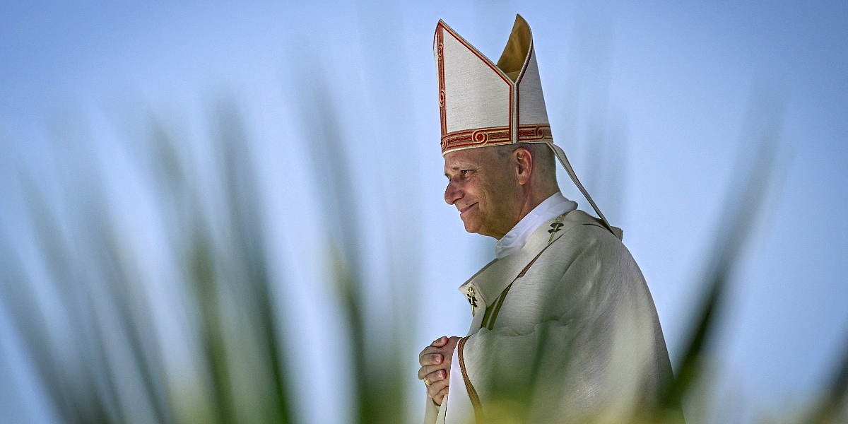 Tokom posjete Španiji: Papa postao član Reala