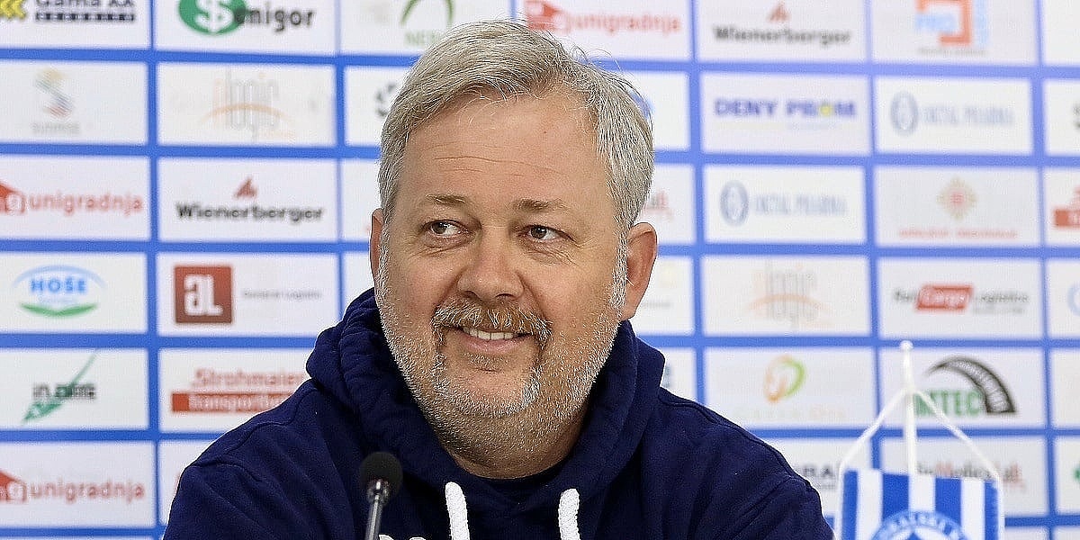 Amar Osim: Ljudi, ne smijemo se zavaravati, s ovokvo igrom nećemo daleko